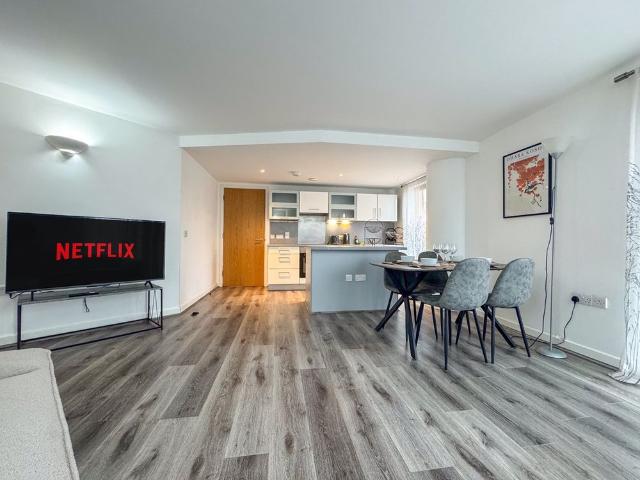 2 Bed Flat, Spencer Point, B18