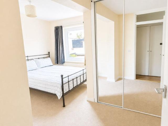 2 Bed Flat, Tudor Road, SE19