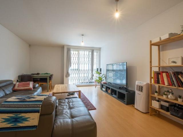 2 Bed Flat, Turin Street, E2