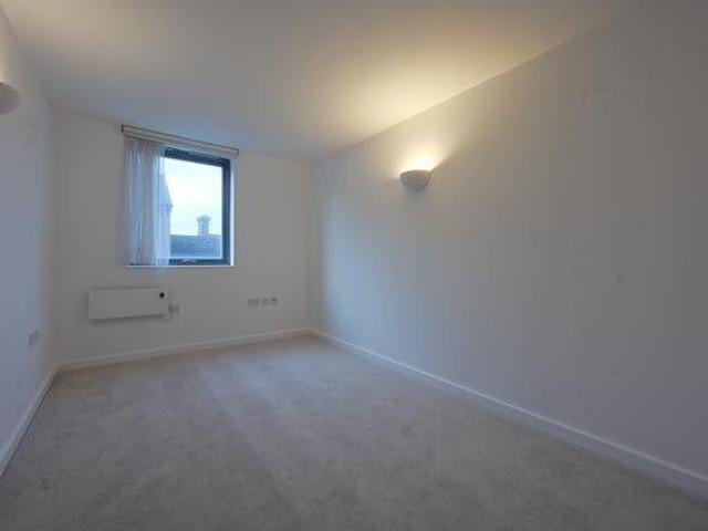 2 Bed Flat, Tanners Hill, SE8