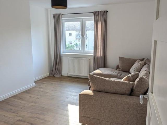 2 Bed Flat, Telford Drive, EH4