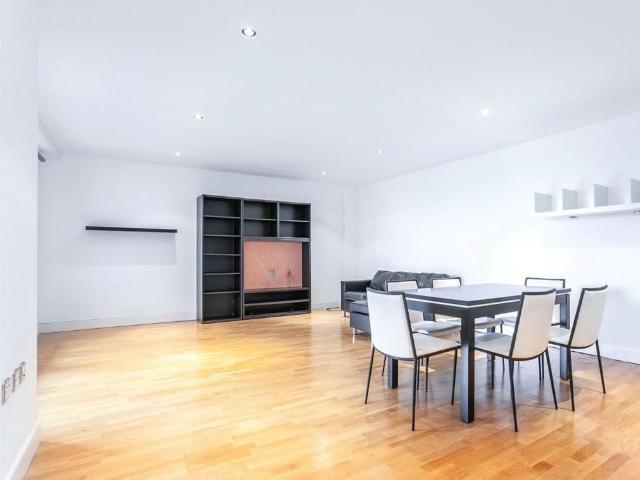 2 Bed Flat, The Boulevard, SW6