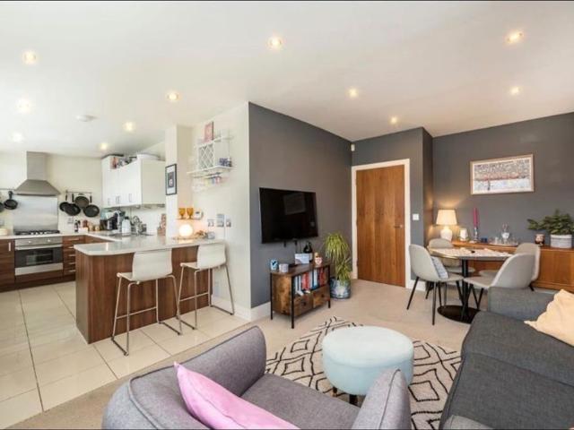 2 Bed Flat, The Cube, SE13
