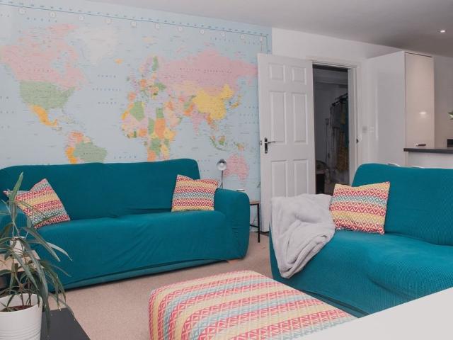 2 Bed Flat, The Edg, B15
