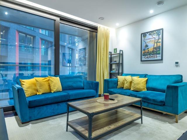 2 Bed Flat, The Embassy Suite Madeira Tower Nine, SW11