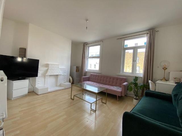 2 Bed Flat, The Grove, E15