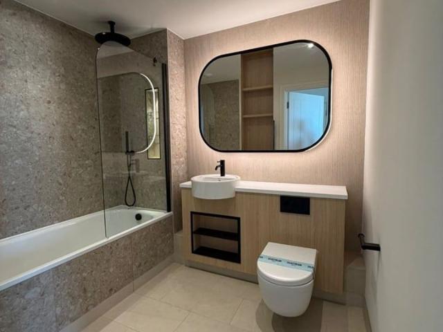 2 Bed Flat, The Hyde, NW9
