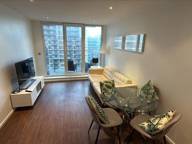 2 Bed Flat, The Oxygen, E16