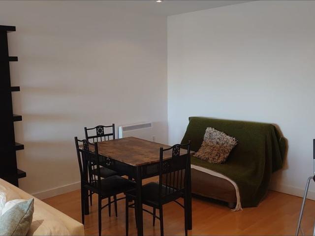 2 Bed Flat, The Quays, M50