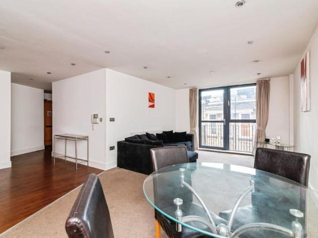 2 Bed Flat, The Ropewalk, NG1