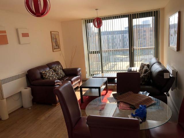2 Bed Flat, The Sphere, E16