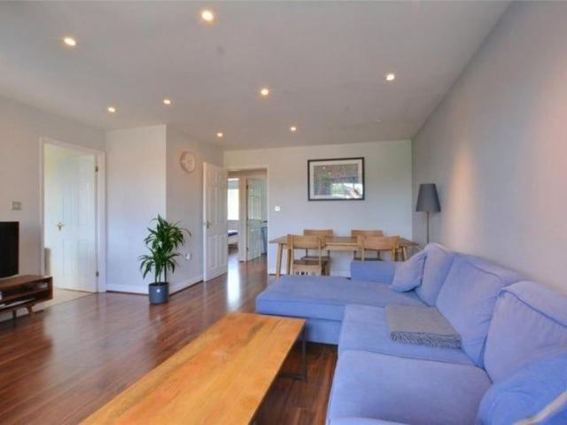 2 Bed Flat, Thyme Close, SE3