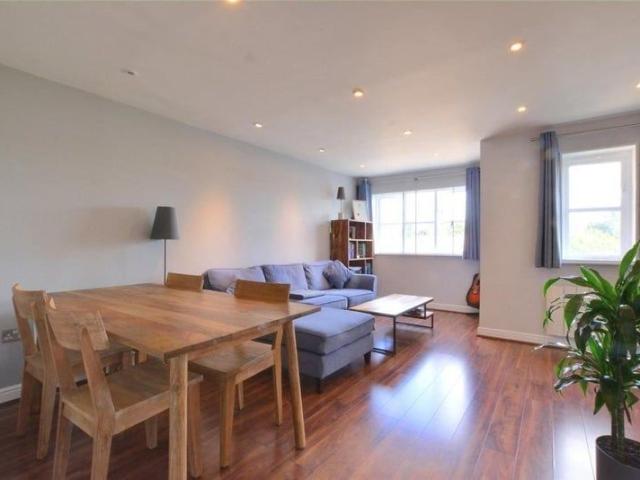 2 Bed Flat, Thyme Close, SE3