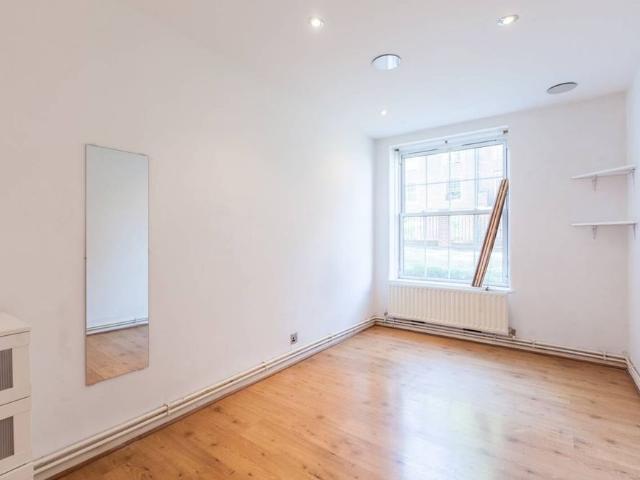 2 Bed Flat, Tilson House, SW2