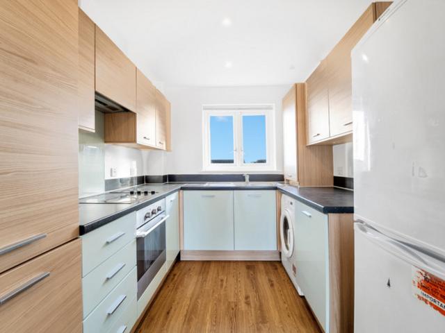2 bed Flat To Let