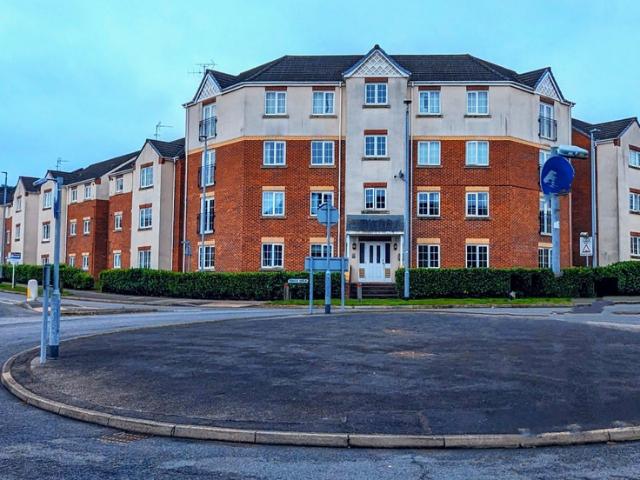 2 bed Flat To Let