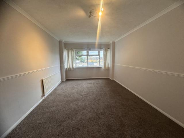 2 bed Flat To Let
