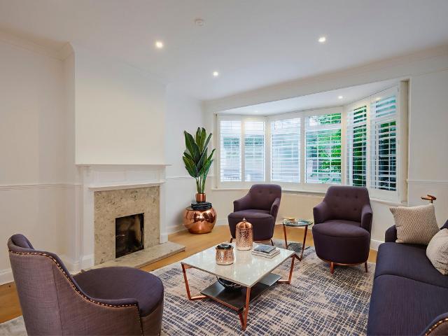2 bed Flat To Let