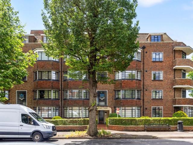 2 Bed Flat To Let