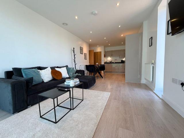 2 bed Flat To Let