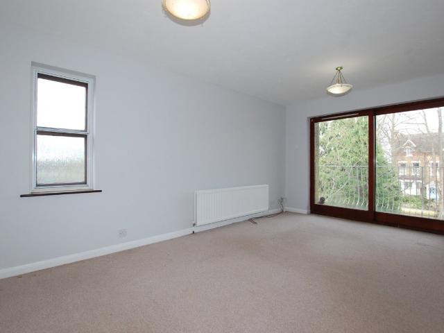 2 bed Flat to Let for rent in Beckenham