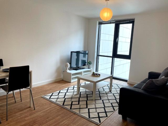 2 bed flat to let in Liverpool