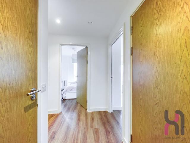 2 bed flat to let in Manchester