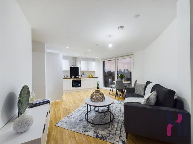 2 bed flat to let in Manchester