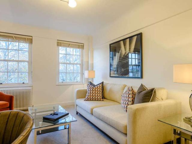 2 bed flat to rent