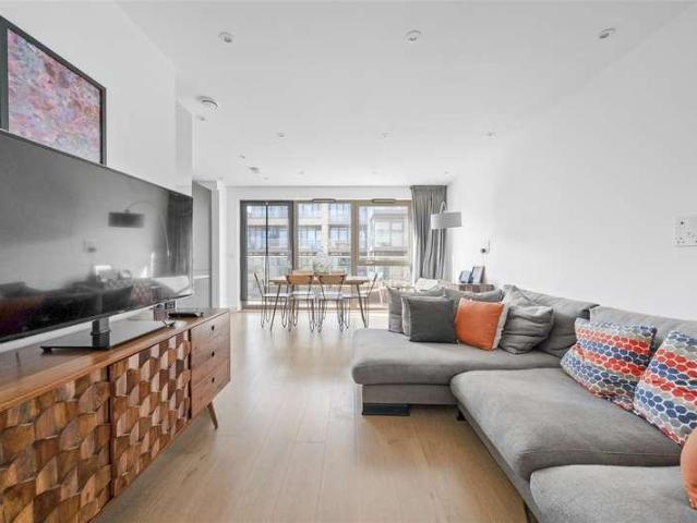 2 bed flat to rent