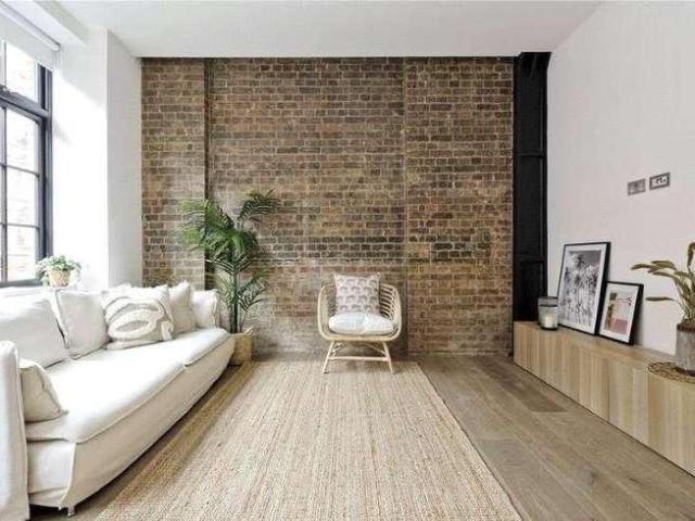 2 bed flat to rent