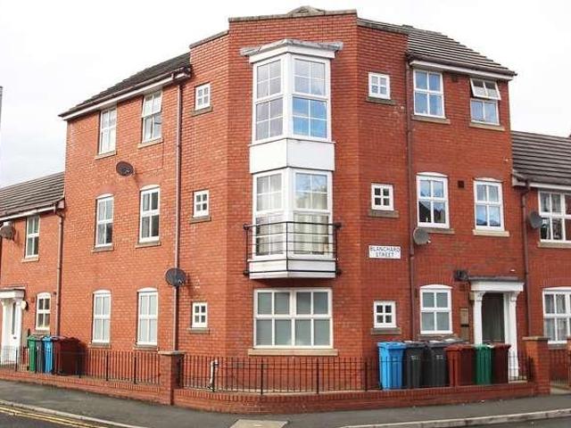 2 bed flat to rent