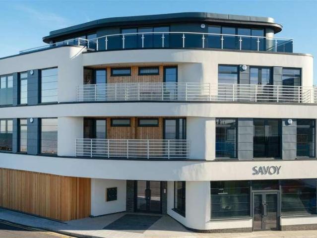 2 bed flat to rent