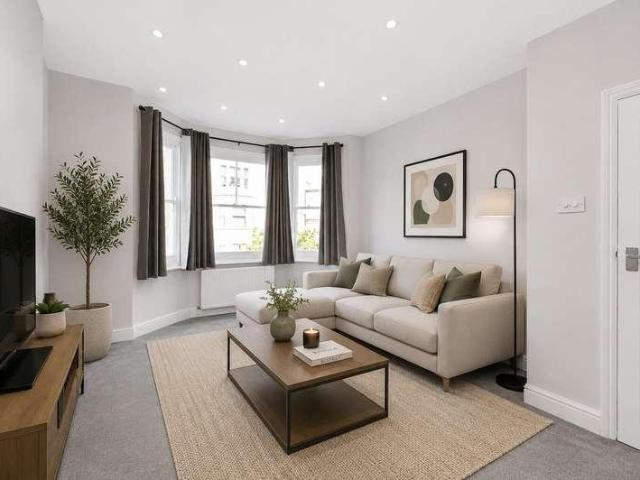 2 bed flat to rent