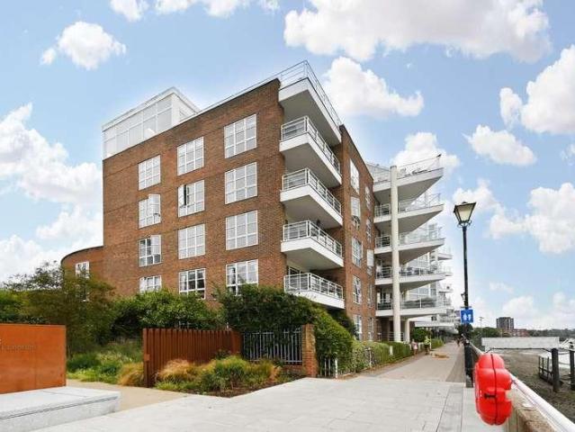 2 bed flat to rent