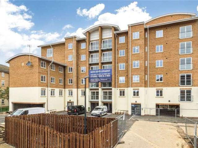 2 bed flat to rent