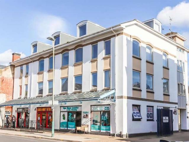 2 bed flat to rent