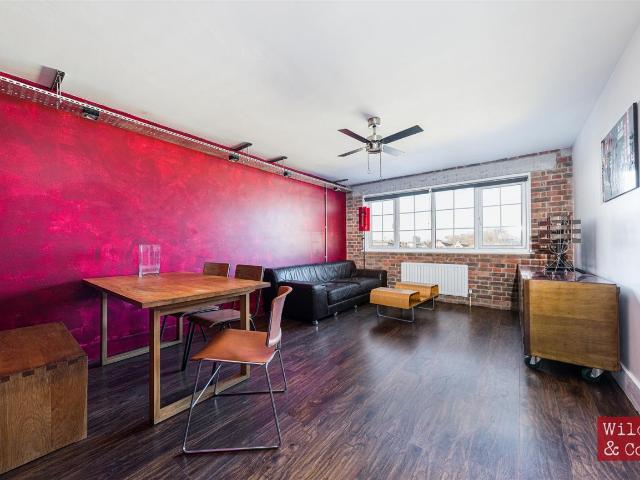 2 Bed Flat To Rent