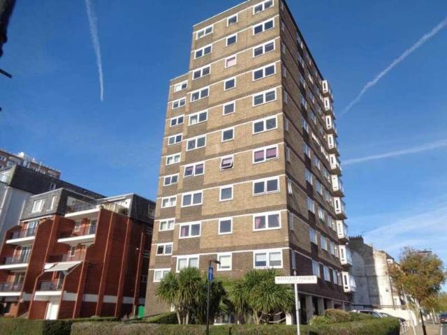 2 bed flat to rent