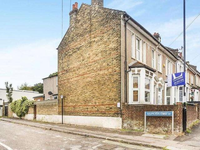 2 bed flat to rent