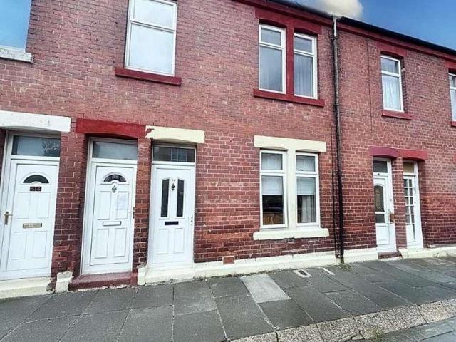 2 bed flat to rent