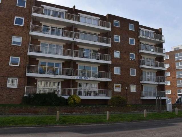 2 bed flat to rent