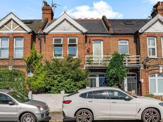 2 bed flat to rent