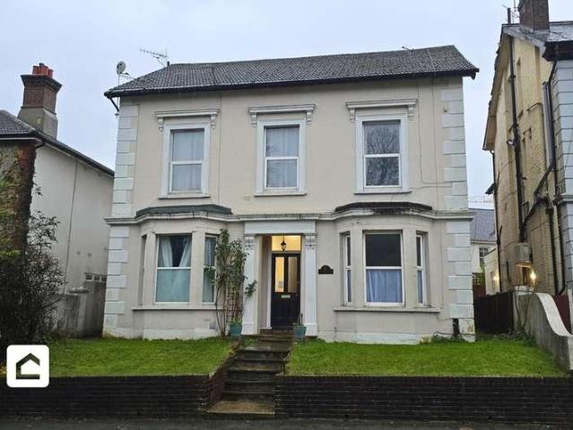 2 bed flat to rent