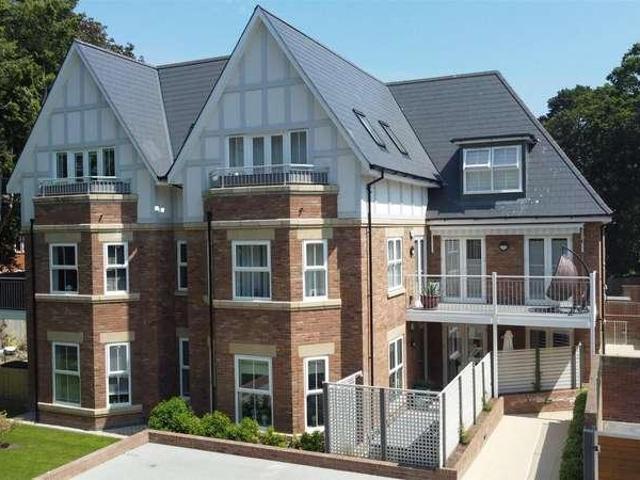2 bed flat to rent
