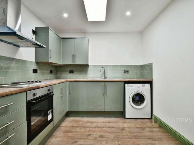 2 bed flat to rent