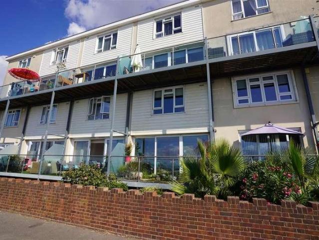 2 bed flat to rent