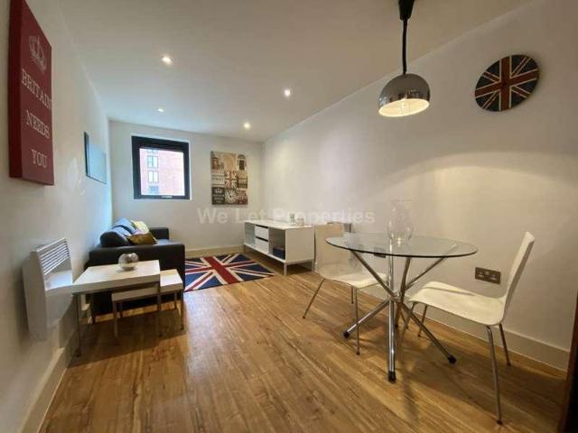 2 bed flat to rent