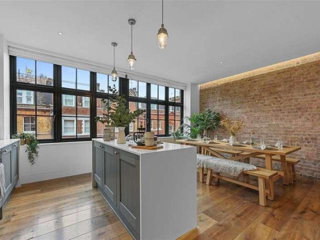 2 bed flat to rent