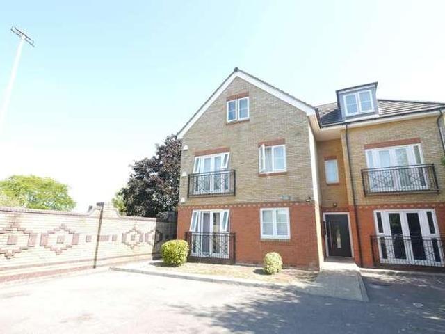 2 bed flat to rent
